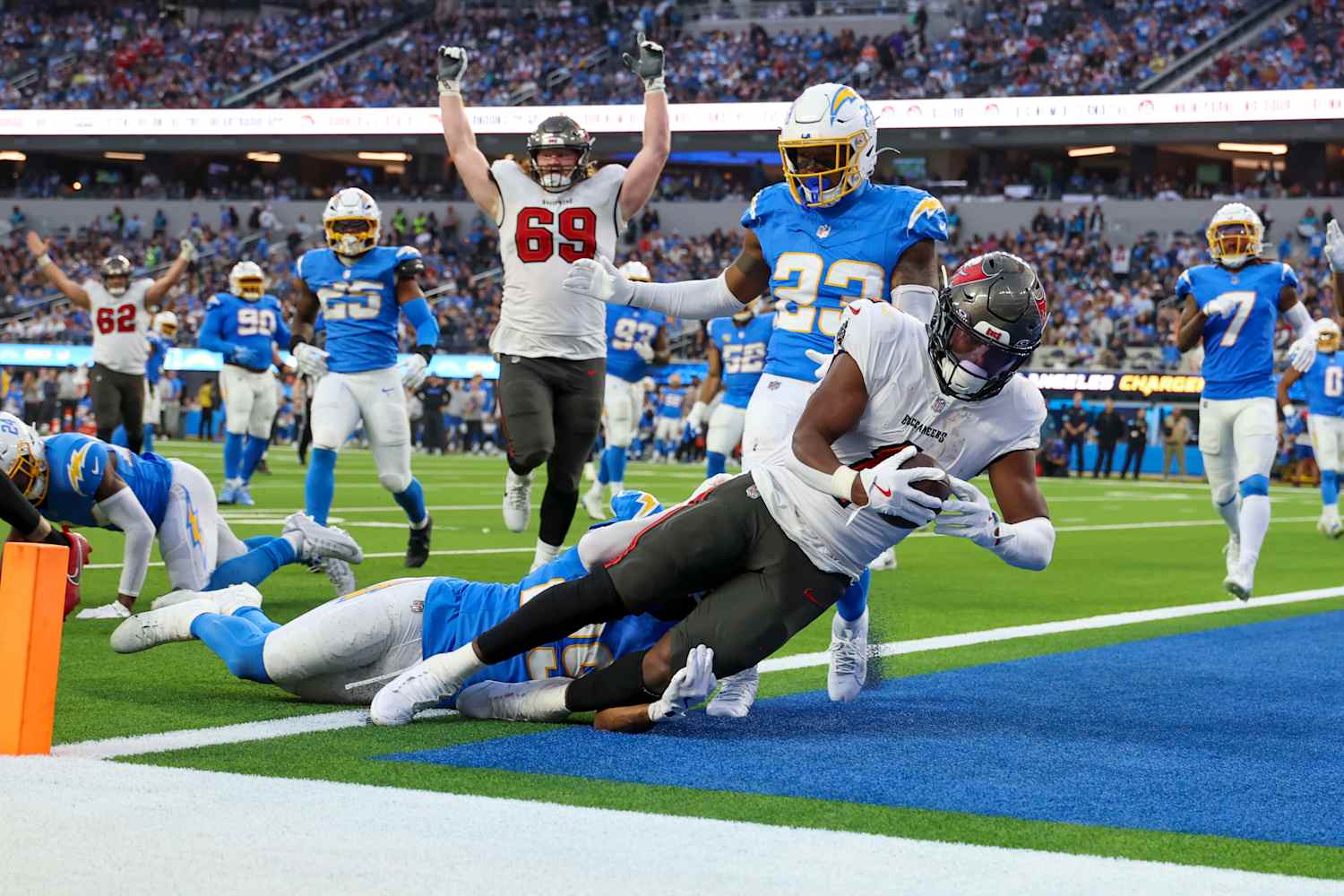 Trade Rumors Swirl Around Buccaneers Running Back - Bucs Report