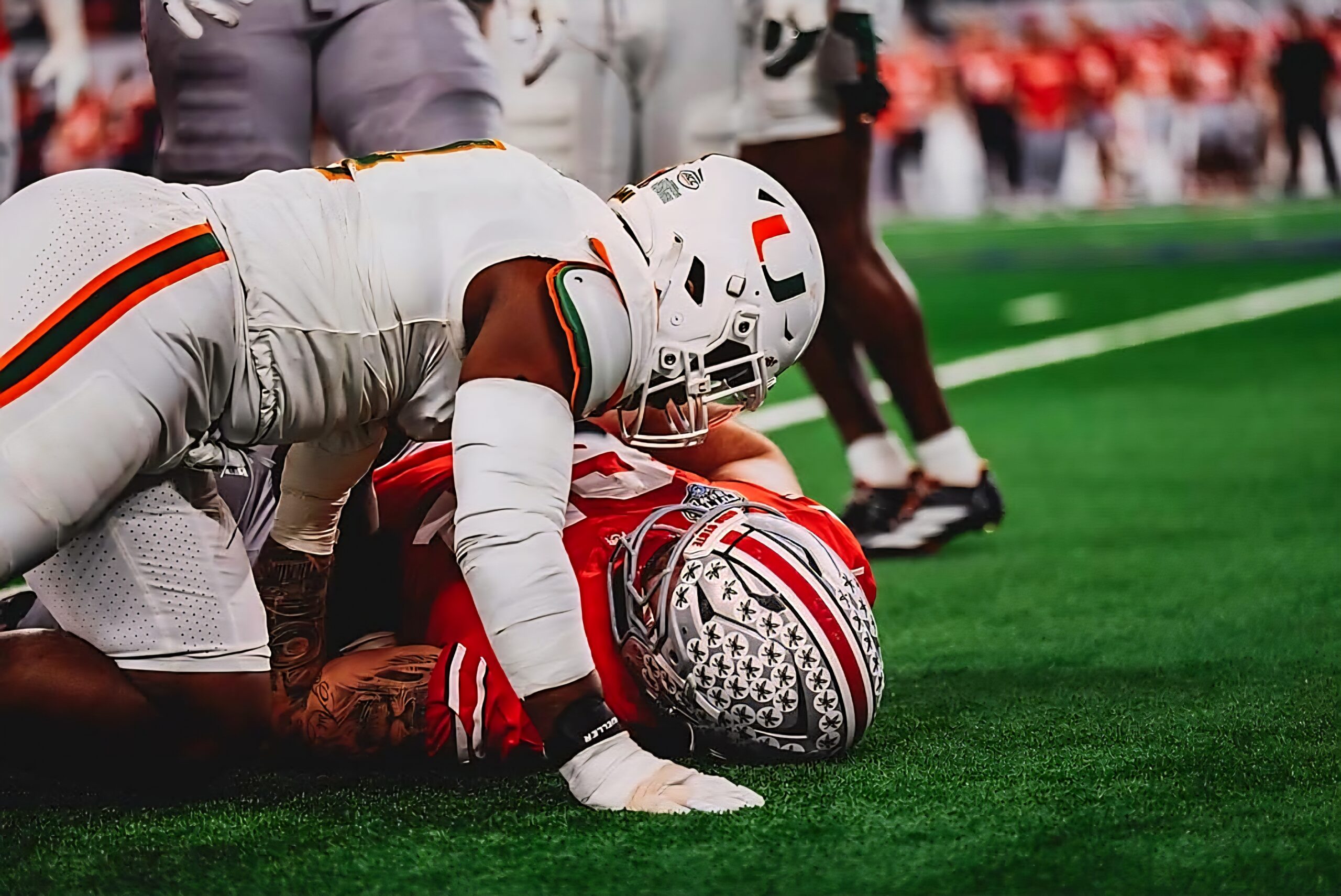 Buccaneers Eye Elite Edge Rusher Rueben Bain in NFL Draft - BVM Sports